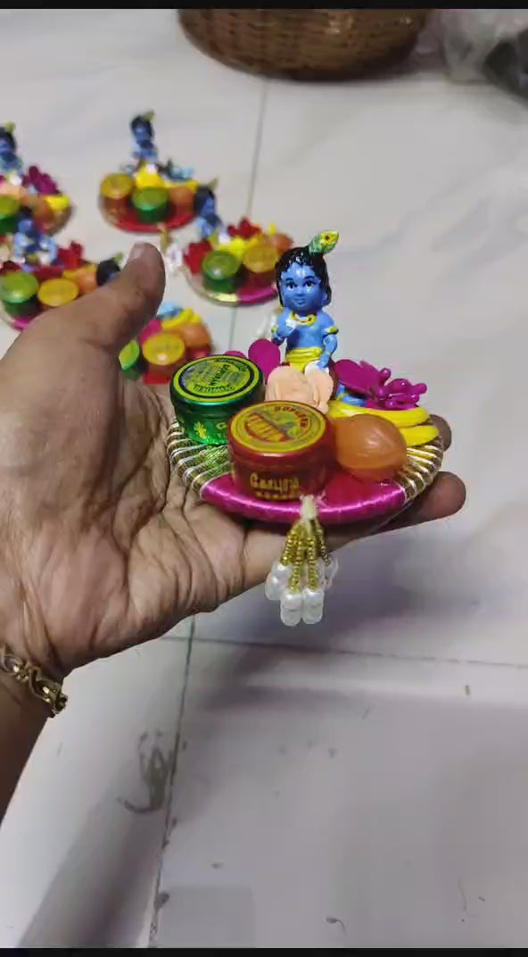 Krishna Thambulam with hangings – Stork Traders